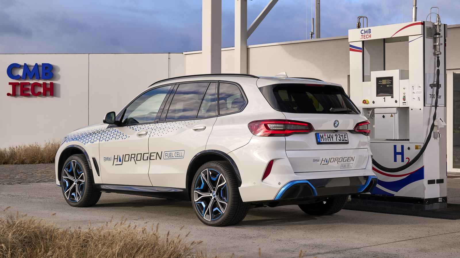 BMW confirme le lancement d'une auto à hydrogène en 2028