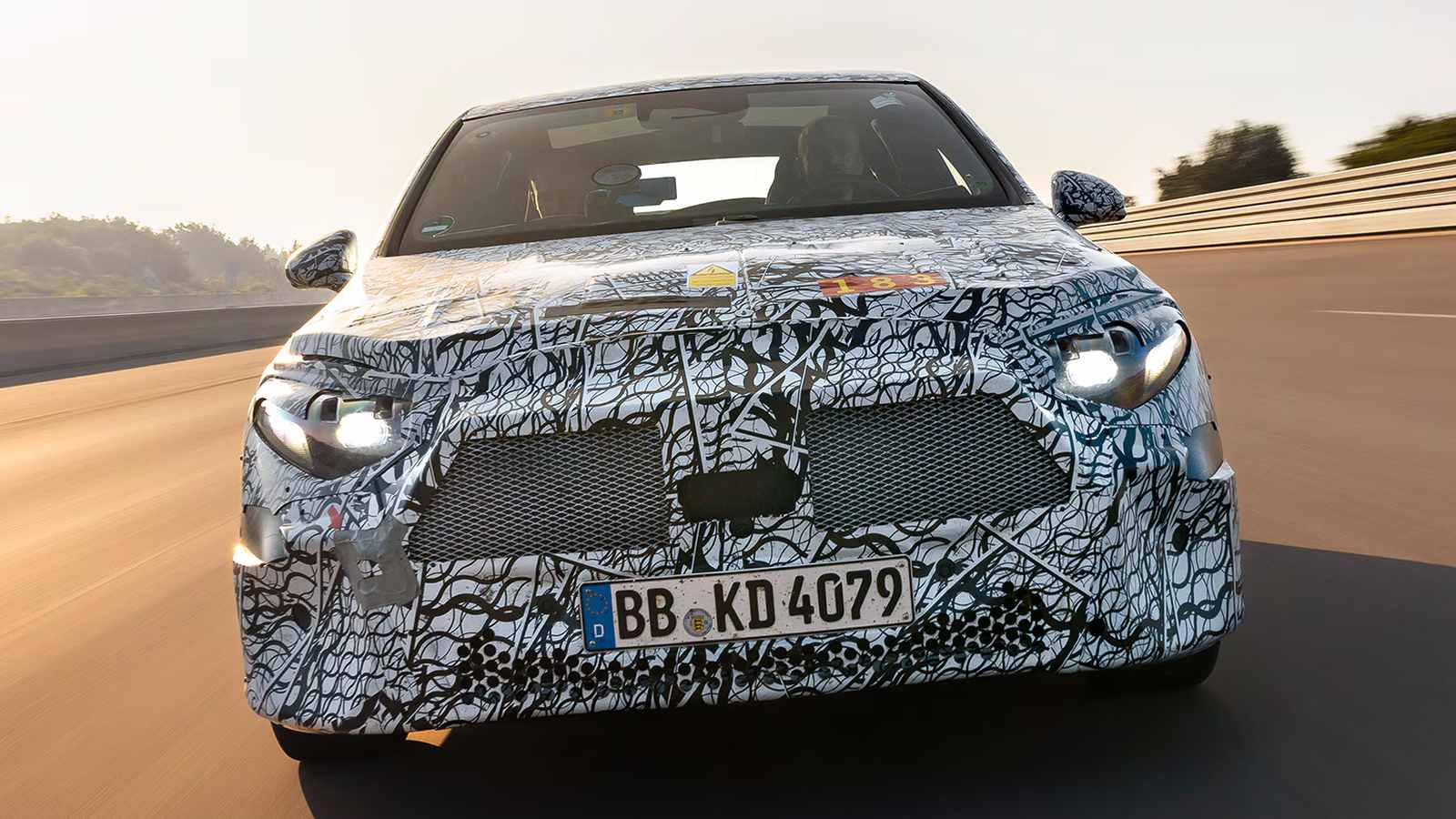 Prototype Mercedes CLA électrique : 3717 km en 24 h